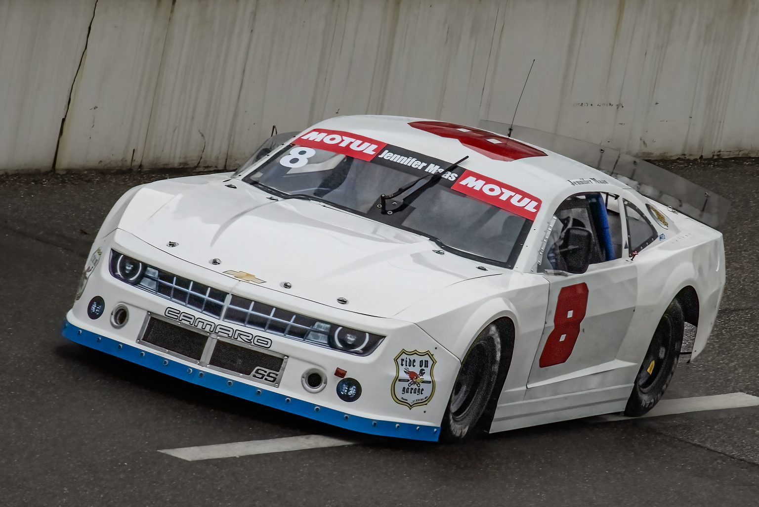 Jennifer Maas: “Motorsport ist für mich die größte Freiheit” - Leadlap.de